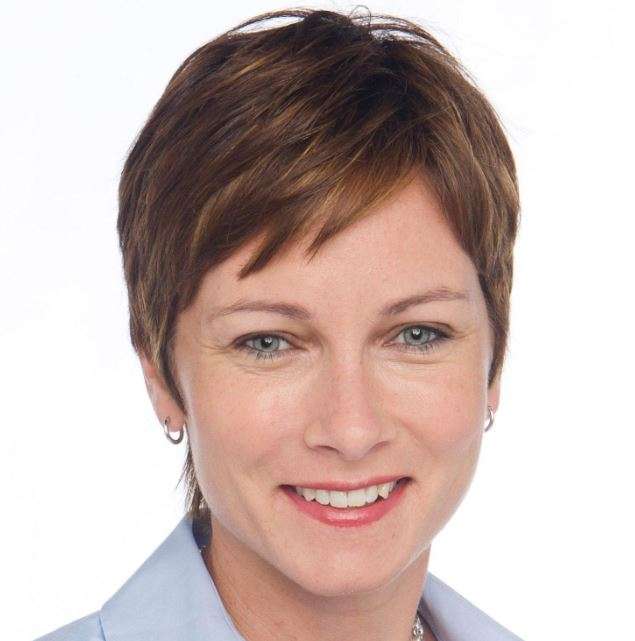 Where Is Stephanie Gosk Now? (Lesbian Journalist) Bio, Age, Wife, Net Worth